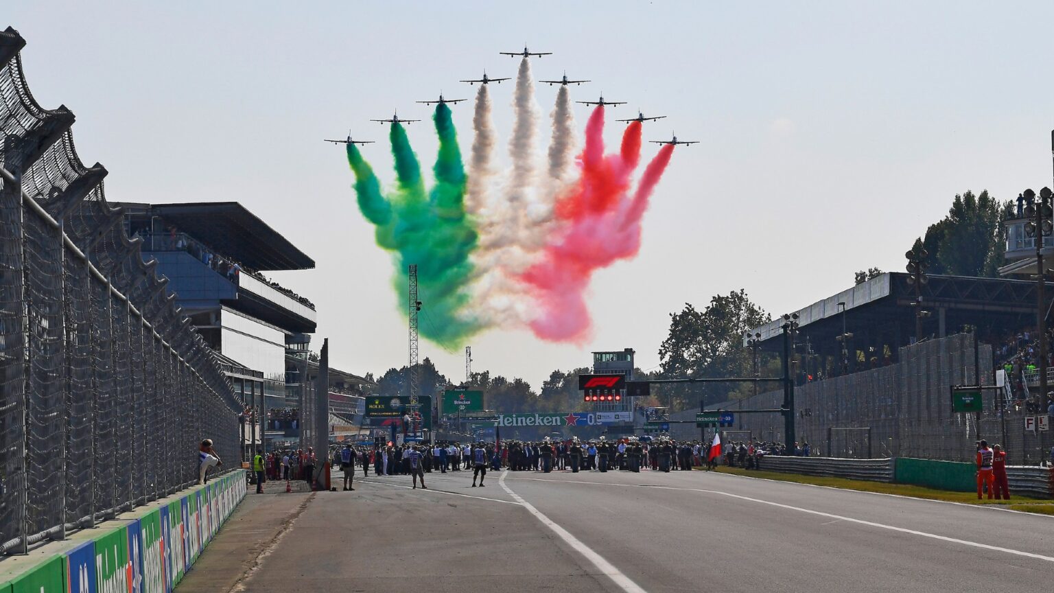High Demand and Operational Pressure: The Formula 1 Effect on Private ...